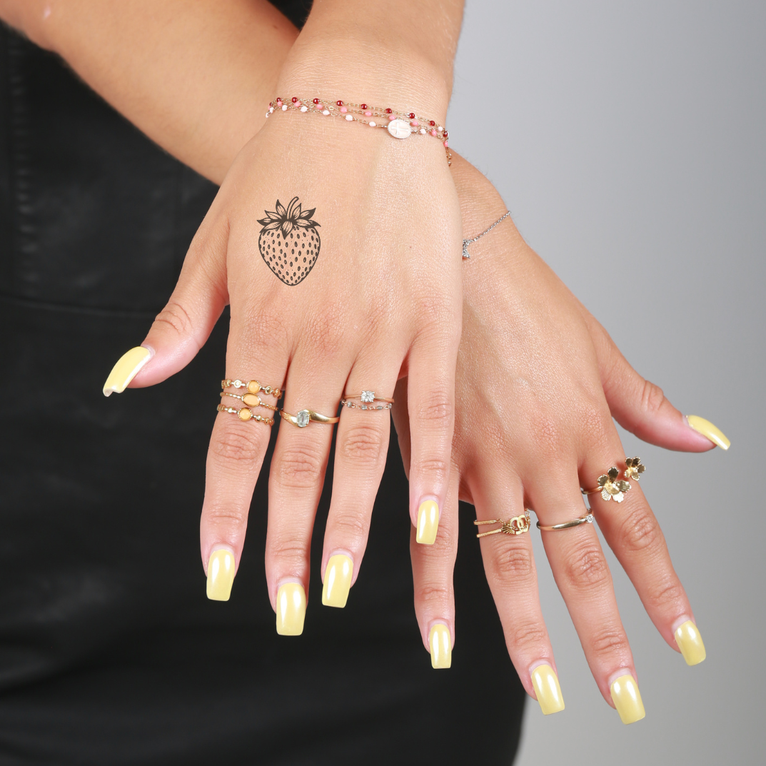 Tatouage fraise | The Flash Tattoo